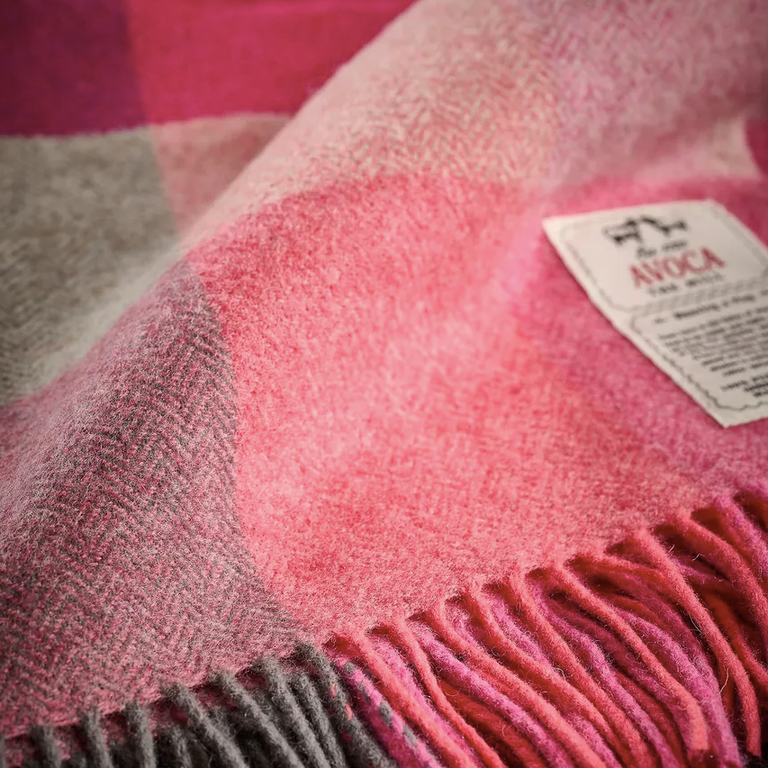 Pink Fields Lambswool Throw by Avoca – Collyer's Mansion