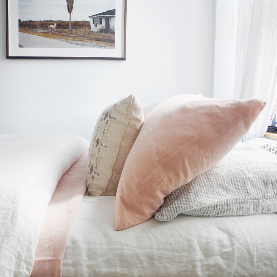 Off White French Linen Flat Sheet by Linge Particulier – Collyer's Mansion